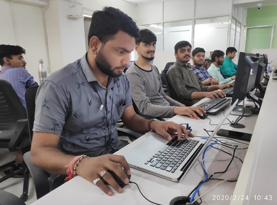 About US : Web & Mobile app : Software Development Company in India